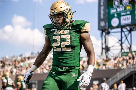 Meet Vikings Running Back Dewayne Mcbride Who Often Achieves ‘wolverine Berzerker Mode The