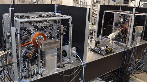 What Is An Atomic Clock How Do Atomic Clocks Work