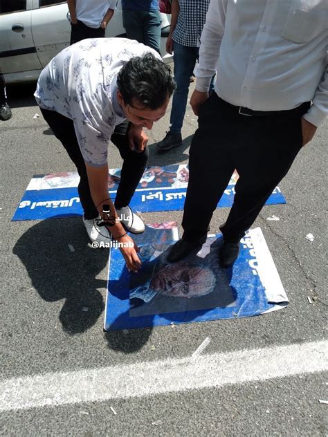 خبرآنلاین عکس له کردن عکس مهدی تاج توسط هواداران استقلال