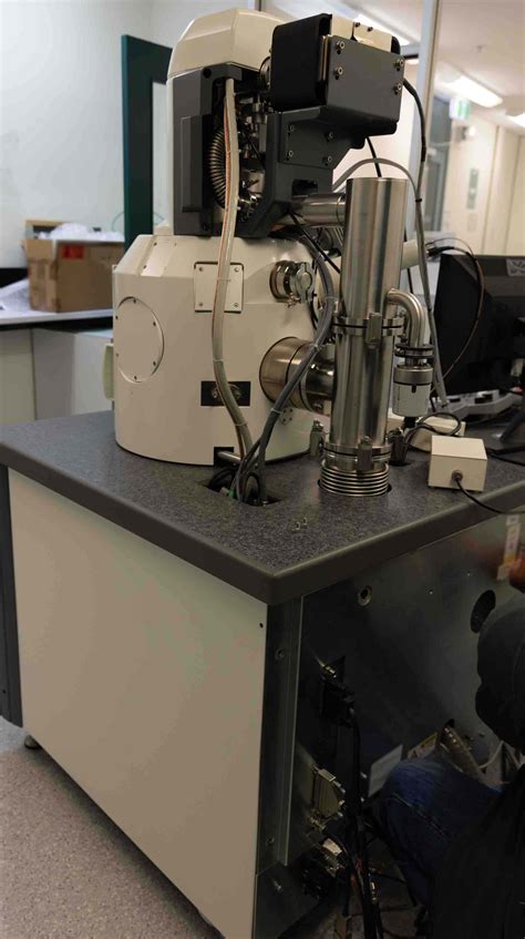 Zeiss Evo Qemscan Sem Used For Sale Price 293655697 2008 Buy From Cae