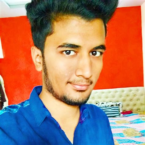 himanshu 4e7cd34e29b8481 twitter