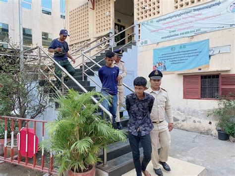 ជនសង្ស័យ២នាក់ ឆក់កាបូប បានសម្រេចតែរត់មិនរួច នគរដ្រេហ្គន