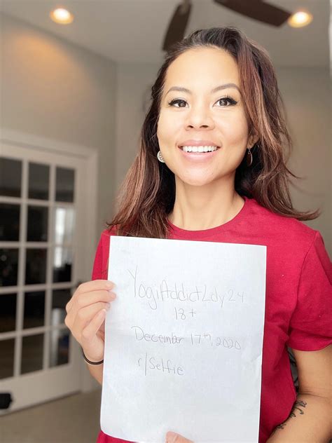 Verification Photo Scrolller