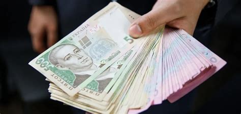 Зарплати військових з 1 березня скільки платитимуть в Україні