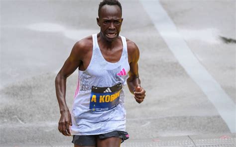 Watch Noah Lyles Barely Edged Out Youtuber In 50m Showdown