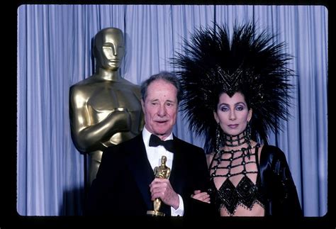 When Bob Mackie Dressed Cher As A Showgirl For The 1986 Oscars Another