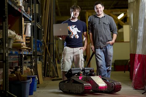 Node Js WiFi Extending Tank Robot