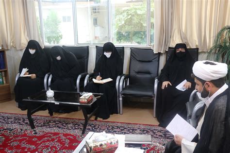 تقویت جایگاه خانواده سهم مهمی در تشکیل و تقویت تمدن نوین اسلامی دارد Whc