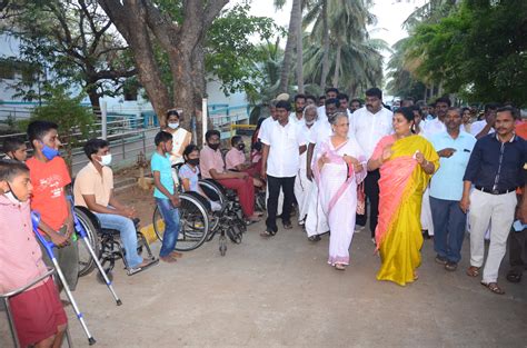 02 Smt Geetha Jeevan Visit Amar Seva Sangam