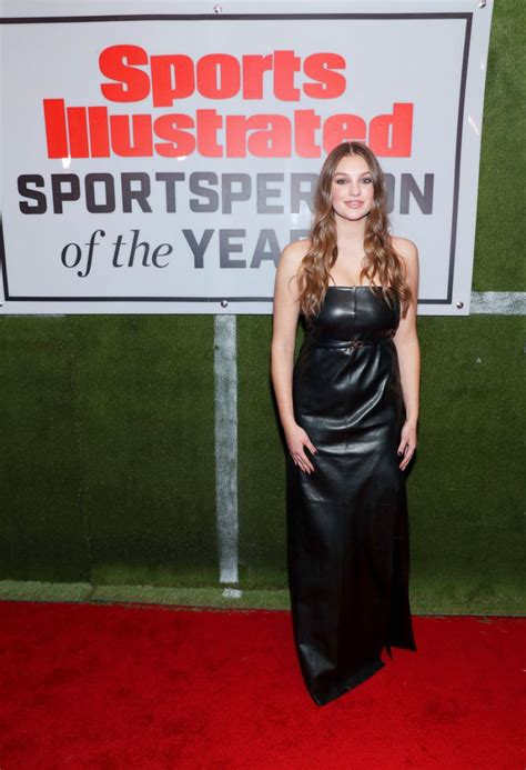 Olivia Brower SI Sportsperson Of The Year In NYC CelebMafia