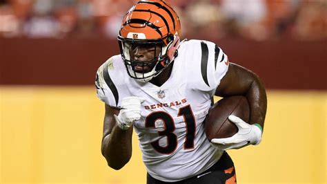 49ers Sign Former Xfl Running Back Jacques Patrick Off Bengals Practice Squad Per Report Cbs