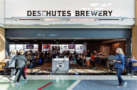 Deschutes Brewery Public House Mg2