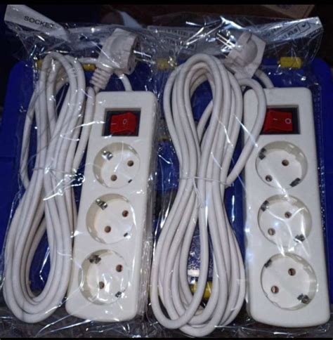 Jual STOP KONTAK 3 LOBANG KABEL 5 METER ROL KABEL 3 LOBANG SOCKET KABEL 5 METER Di Seller