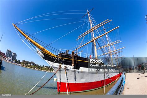 1886년 빈티지 범선 캘리포니아 샌프란시스코 해양 국립 역사 공원에 공개 전시된 발클루서 0명에 대한 스톡 사진 및 기타 이미지 Istock