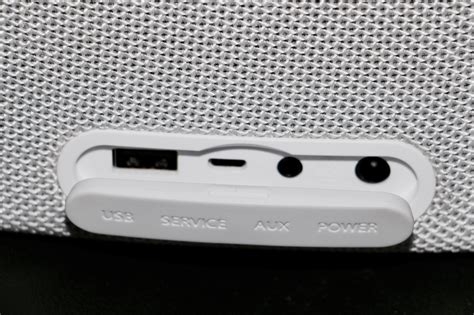 Harman Kardon Go + Play Bluetooth-Box im Test: Alles am Griff
