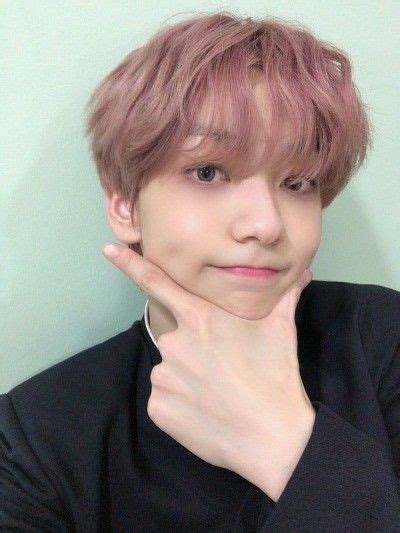 S O O B I N에 있는 핀 연예인 남자 사랑