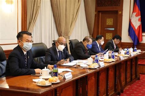 សម្ដេចអគ្គមហាពញាចក្រី ហេង សំរិន អញ្ជើញដឹកនាំកិច្ចប្រជុំគណៈកម្មាធិការអចិន្ត្រៃយ៍ រដ្ឋសភា