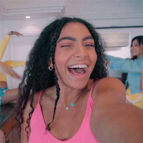 Any Gabrielly 💗 Modelos Brasileiras Cantores Atriz