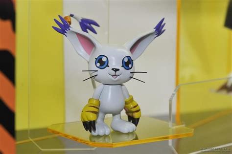 Pin By Tori Ingram On Digimon Kari Gatomon Digimon Character Hedgehog