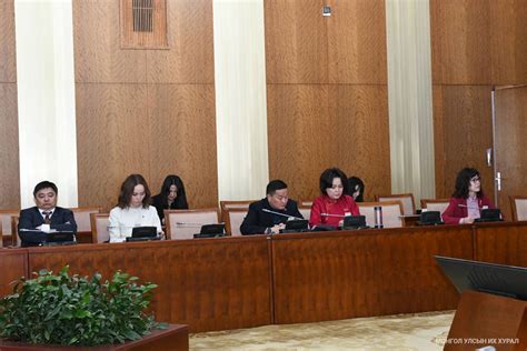 Төрийн байгуулалтын байнгын хороо хуулийн төслүүдийн анхны хэлэлцүүлгийг явууллаа