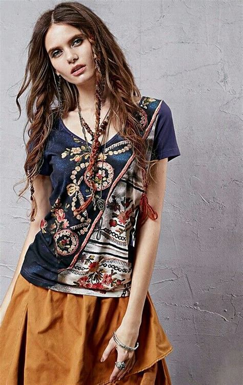 Pin de Anastasia en boho | Ropa, Estilos, Blusas