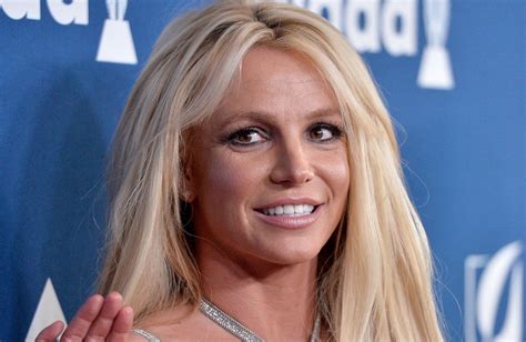 Britney Spears 16 Ans Plus Tard Elle Révèle Pourquoi Elle Sest Rasé
