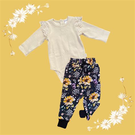 Blondie Et Al 🌻 Cuteness Overload With This Outfit 🌻 Florals And Lace