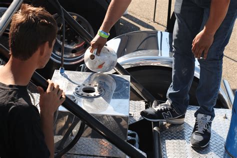 Fine Tuning Power The Importance Of Semi Truck Ecm Tuning Mhpd