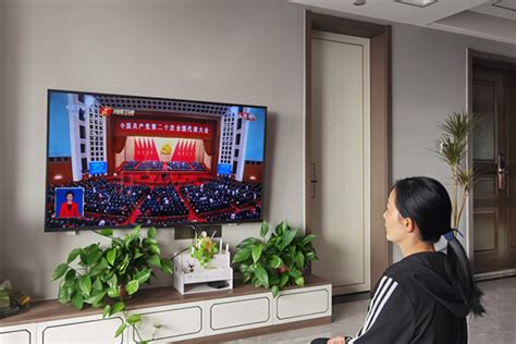 市直三初中 同心向党庆盛会 团结奋进赴未来— 全体师生收听收看二十大开幕实况学校时讯dfedu