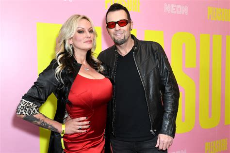 Quem é Stormy Daniels A Atriz Pornô Que Pode Acabar Com Trump Veja
