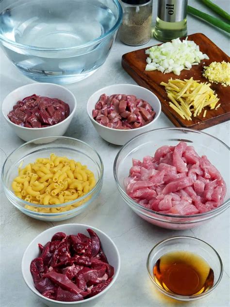 Batsui Kapampangan Batchoy Soup Kitchenloose