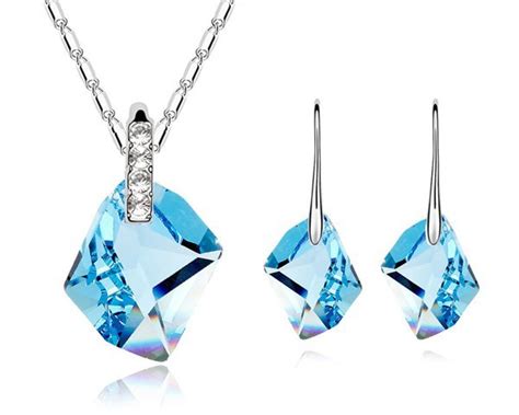 Интернет-магазин бижутерии со Сваровски официальный сайт Artcrystals