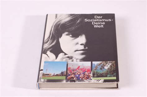 Buch "Der Sozialismus - Deine Welt" | DDR Museum Berlin