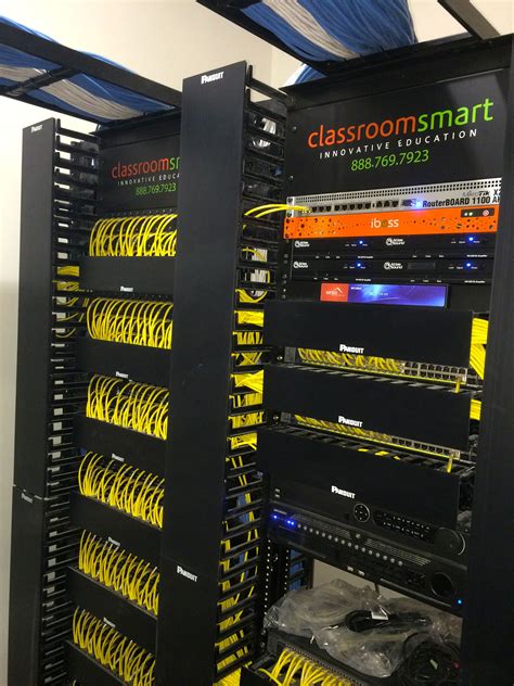 Mdf Room Network Computer Clipart