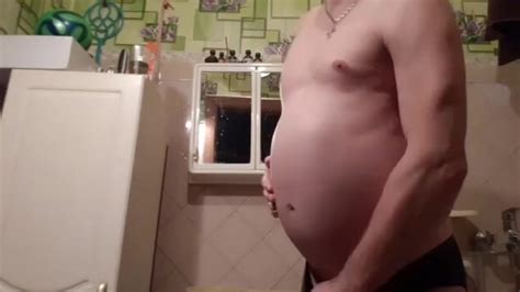 我在玩我的抽水肚子 Pornhub Gay