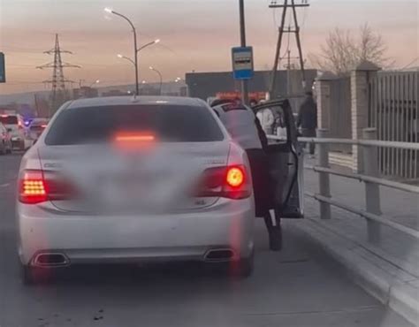 Цагдаагийн алба хаагчид шалгуулахаас зайлсхийж хүч хэрэглэсэн