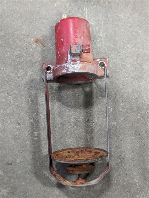 Ether Injection Solenoid Switch Ih International 121842c91 Used