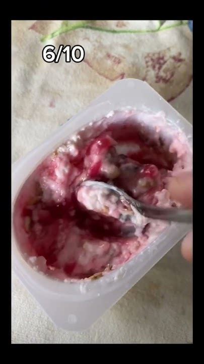 пробую творожки чудо 2 слоя 🍦 #еда #творожный #чудо - YouTube