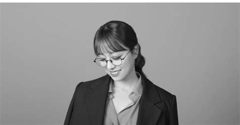 안경 착용에 노브라 생방송까지 연이은 파격 행보 임현주 아나운서