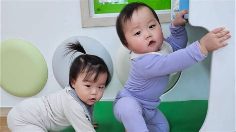 12개월아기 쌍둥이 어린이집 적응기 3월 둘째주 기록 Youtube