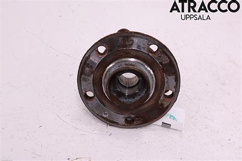 Audi Q2 - Asschenkel / Wielnaaf achter Q2 | Autoparts24