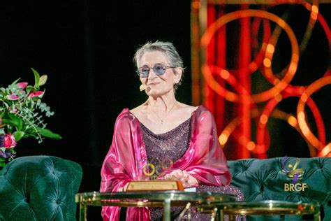 🎂Честит рожден ден на Вера Маринова Аткинсън Вера гласът на