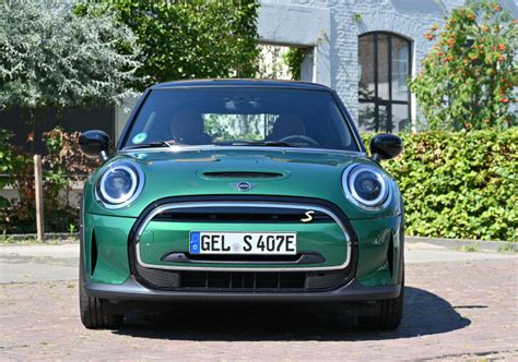 Limburg Mobiel - Autotest | Mini Electric