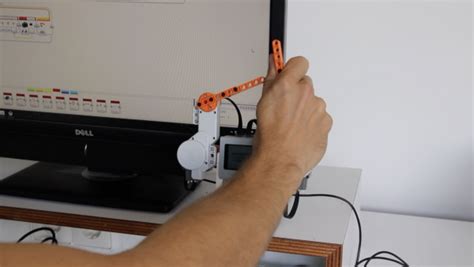 How To Program A Synchronized Move For Two EV Motors