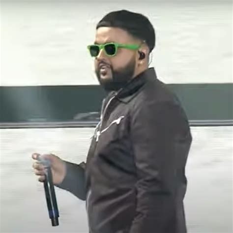 Nav Wikitubia Fandom