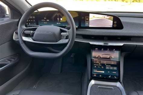 2025 Lucid Air Specs Prices Range Reviews And Photos