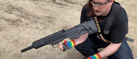 Aparecen Más Videos De Transexuales Amenazando Con Matar Cristianos