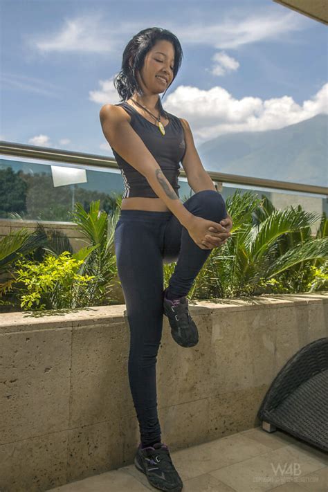 Linda Novinha Se Masturbando Liga Das Novinhas