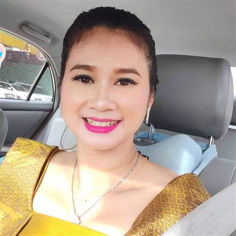 សុធានារីខ្មែរ កាត់ដេរ