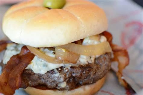 Cheeburger Cheeburger Menu Prices With Calories [updated 2026] Thefoodxp